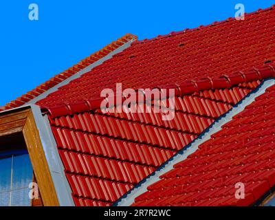 Sloped Metal Roof Stock Photo - Alamy