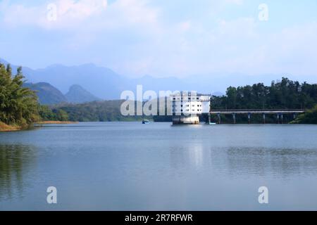 View to the reservoir in front of the peruvannamuzhi (peruvannamoozhi ...