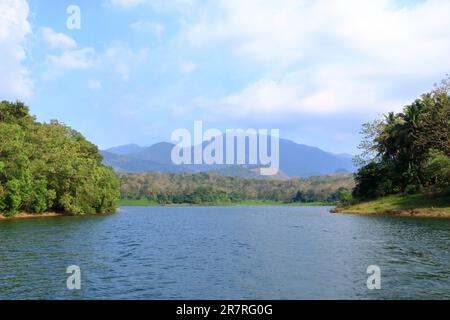 the lake in front of the at peruvannamuzhi (peruvannamoozhi) dam ...