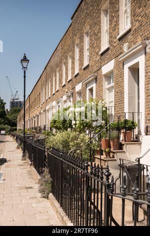 Smart terraced houses on Walcot Square, Lambeth, London, SE11, England ...