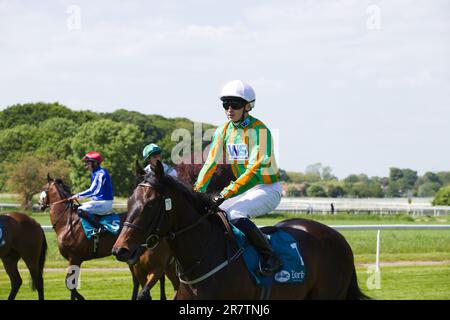 Jockey Oisin Orr on Native American at York Racecourse Stock Photo - Alamy
