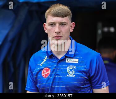 Matty Nicholson of Warrington Wolves arrives ahead of the Betfred ...