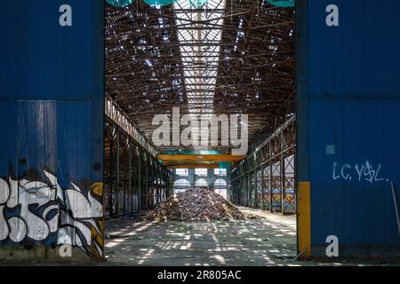 KHD large engine hall of the former Gas Engine Factory Deutz of the ...