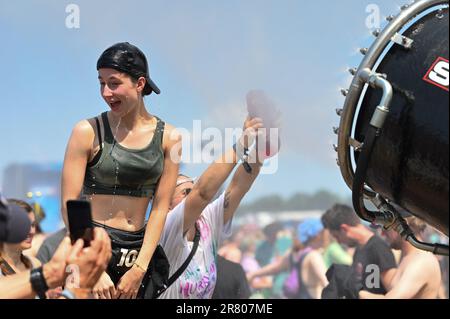 18 June 2023, Lower Saxony, Scheeßel: The German rapper "Nina Chuba ...