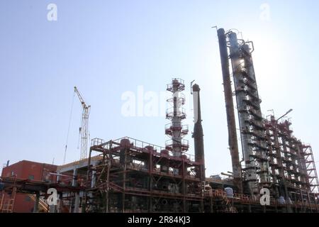Construction site for the construction of an oil refinery with ...