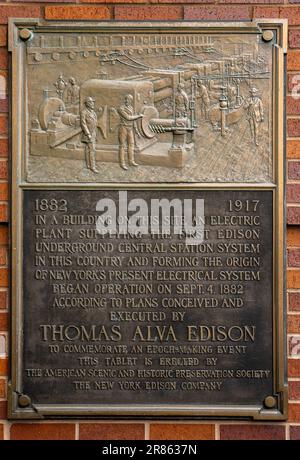 Plaque at the site of the Edison electric illuminating company's Pearl ...