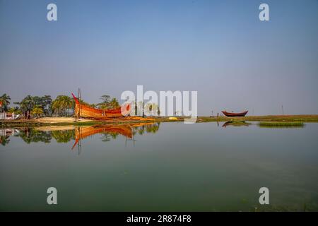 Fishing boats making at Char Fasson in Bhola. Bangladesh Stock Photo ...