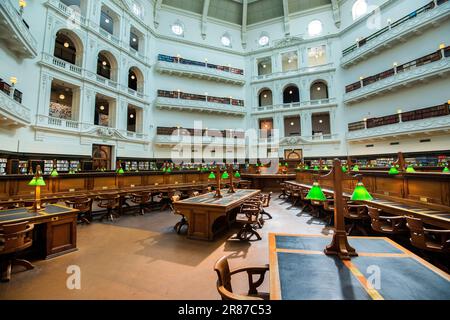 The magnificent La Trobe Reading Room in the State Library of Victoria ...