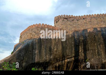 The Tirumayam Thirumayam Fort is a fortress was constructed by Vijaya ...