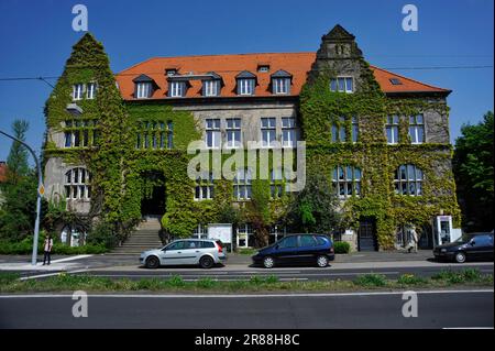 Town hall of Castrop-Rauxel, Ruhr district, North Rhine-Westphalia ...