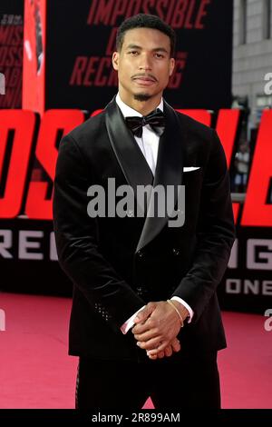Greg Tarzan Davis bei der Premiere des Kinofilms 'Mission: Impossible ...