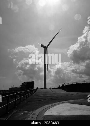 Ness Point Wind Farm wind turbine Gulliver, Lowestoft, Suffolk, England ...
