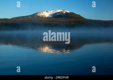Mount Bailey from Diamond Lake, Umpqua National Forest, Rogue-Umpqua ...