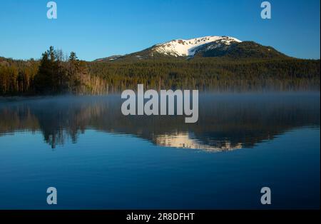 Mount Bailey from Diamond Lake, Umpqua National Forest, Rogue-Umpqua ...