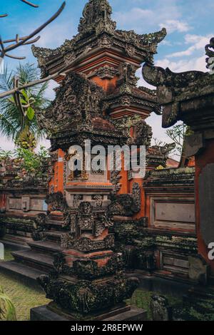Entrance steps in balinese traditional temple. Indonesian architecture ...