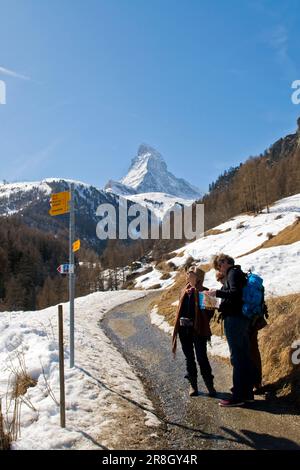 Zermatt Road sign, Road to Zermatt Switzerland Stock Photo - Alamy