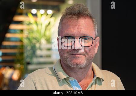 Straubing, Germany. 21st June, 2023. A photo on a tablet shows Arthur ...
