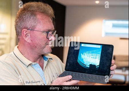 Straubing, Germany. 21st June, 2023. A photo on a tablet shows Arthur ...