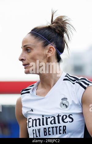 BARCELONA - MAR 25: Esther Gonzalez in action during the Primera ...