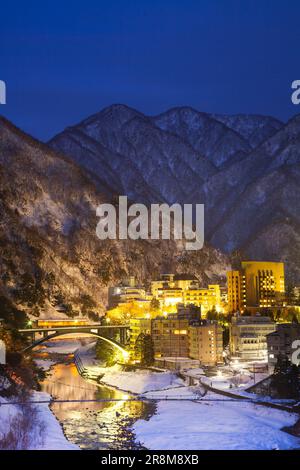 Night view of Unazuki Onsen Stock Photo - Alamy