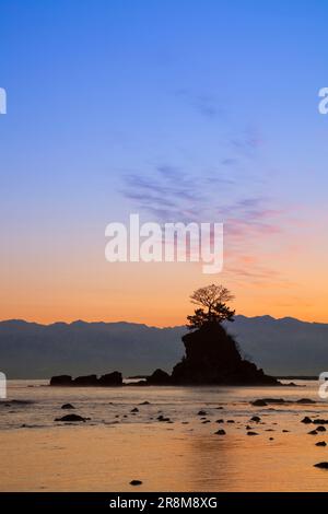 Amaharashi coast sunrise Stock Photo - Alamy
