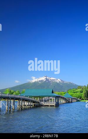Mt. Iwaki and Tsugaru Fujimi Lake Stock Photo - Alamy