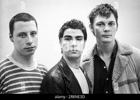 STEREOPHONICS, VERY YOUNG, 1997: The Stereophonics original lineup full ...