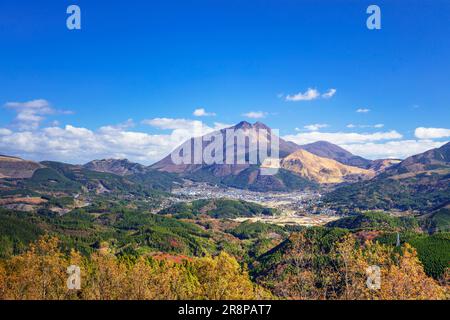 Yufudake and the Yufuin Basin Stock Photo - Alamy