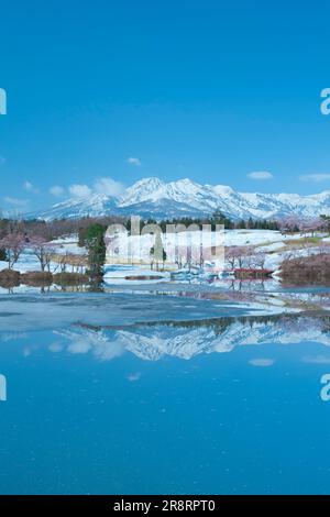Mt. Myoko and Matsugamine in the snow Stock Photo - Alamy