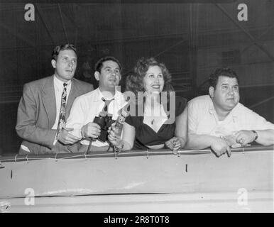 DILLINGER, Lawrence Tierney, 1945 Stock Photo - Alamy