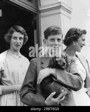 H.R.H. Princess Marina (Duchess Of Kent) - Portraits Prior To 1950 ...