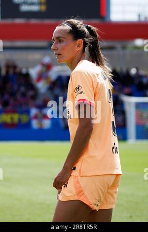 Ainhoa Moraza of Atletico de Madrid and Silvia Lloris of Levante UD in ...