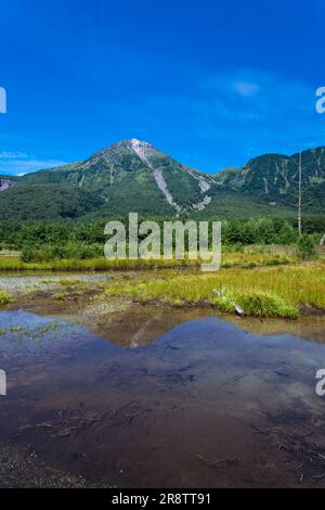 Taishoike Pond and Yake-dake in Kamikochi Stock Photo - Alamy