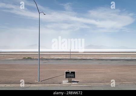 Usa, Utah. Interstate 80 running through the Bonneville Salt Flats ...