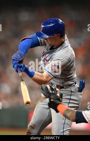 New York Mets' Brett Baty throws during a spring training baseball ...