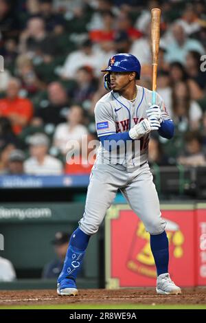 New York Mets shortstop Francisco Lindor (12) fielding during an MLB ...