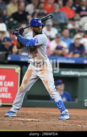 New York Mets Starling Marte (6) bats during an MLB Spring Training ...