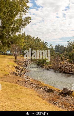 Peel River near CBD Tamworth Australia Stock Photo - Alamy