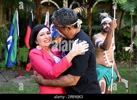 Traditional owner Aboriginal land Australia Stock Photo - Alamy