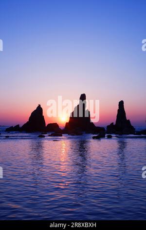 Morning sun and Hashikui rocks Stock Photo - Alamy