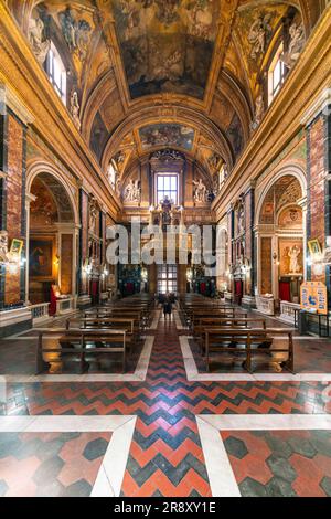Chiesa di Gesù e Maria Catholic church interior, Rome, Italy Stock ...