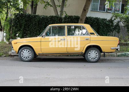 Lada 1500 S The VAZ-2103 Zhiguli is a deluxe compact sedan car (small ...