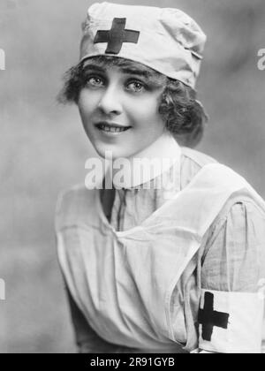 Silent film actress June Caprice and her daughter, June Millarde (aka ...