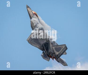 The amazing Raptor fighter jet Stock Photo - Alamy