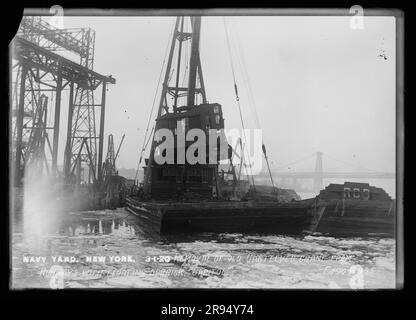 Removal of Old Cantilever Crane from Runways with Floating Derrick ...