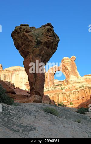 Angel Arch, Molar, Salt Creek, Canyonlands National Park, Needles ...
