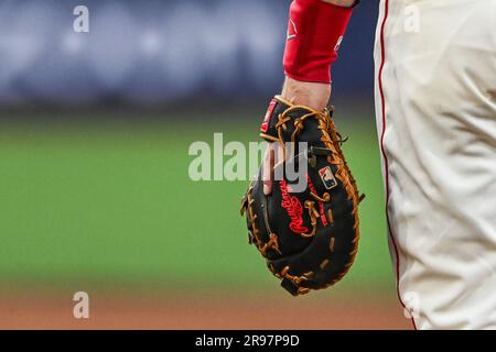 St. Louis Cardinals' Paul Goldschmidt fouls off a pitch during the ...