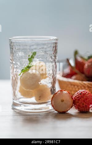 The Freshly peeled lychee pulp Stock Photo - Alamy