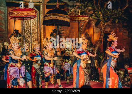 UBUD, BALI, INDONESIA - FEBRUARY 10, 2023: Traditional dance Legong and ...