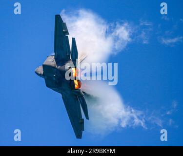 The amazing Raptor fighter jet Stock Photo - Alamy